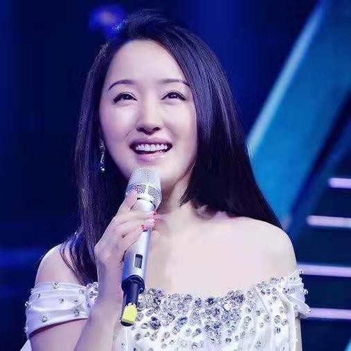 It is said that female port stars are resistant to old age, and these ...