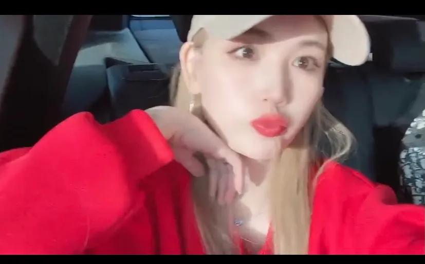 Recent photos of Ma Rong, Bai Baihe, Li Xiaolu - iNEWS