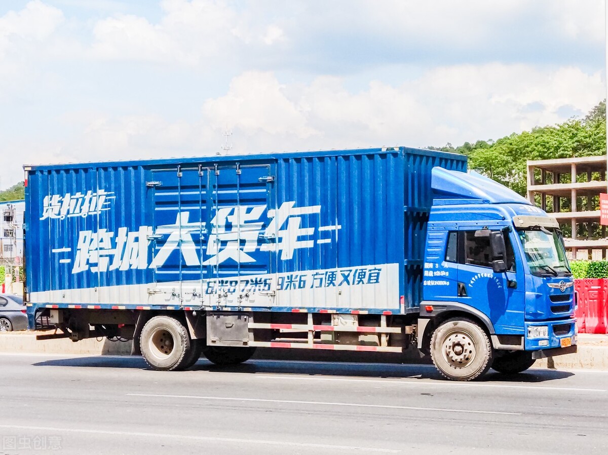 The Internet has changed the development direction of traditional ...