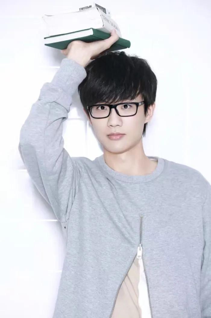 How is Xu Song, the Big Three of QQ Music? - iNEWS