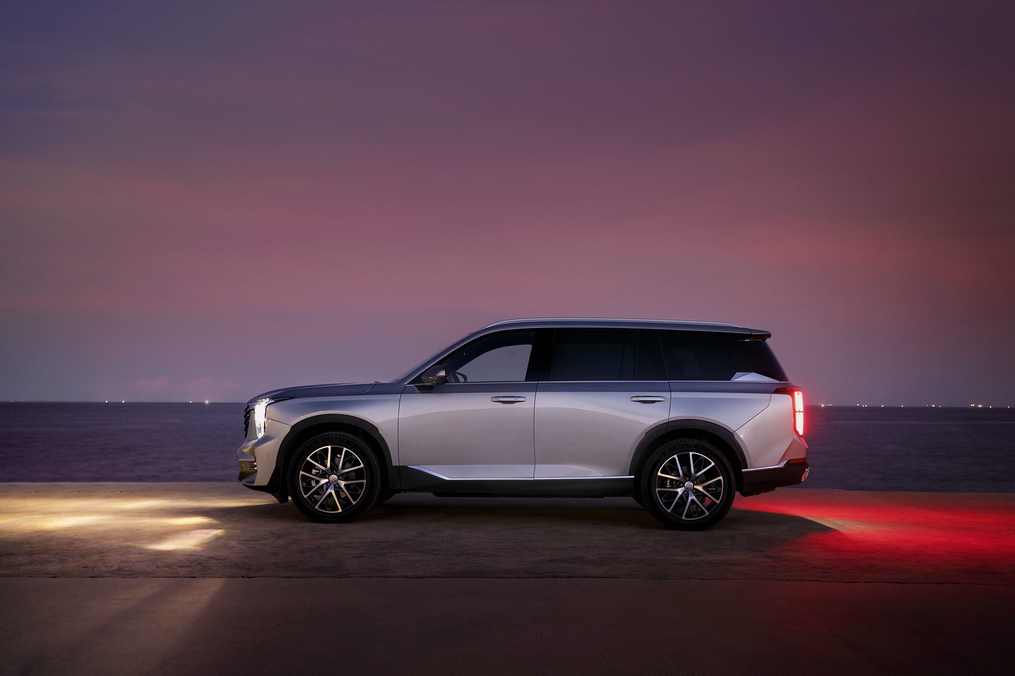 GAC Trumpchi's second-generation GS8 officially unveiled, with two ...