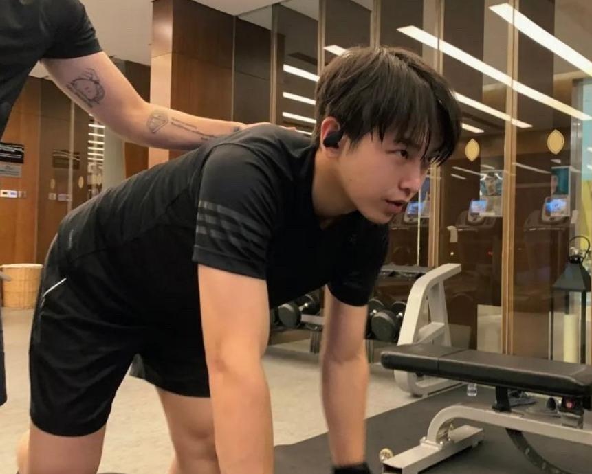 Peng Yuchang succeeded in losing weight, transformed into a handsome ...