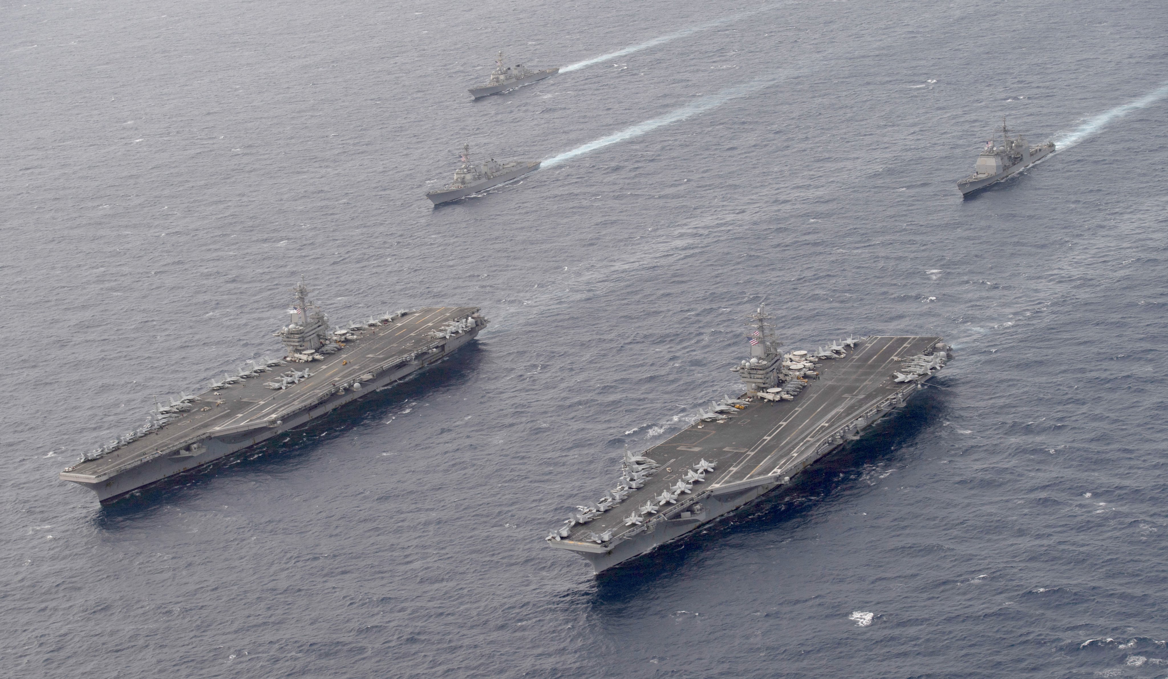 U.S. aircraft carrier escapes through the Philippine Strait: the ...