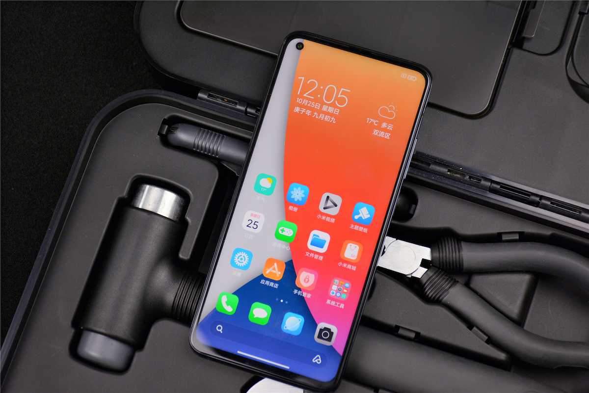 Mess up?Foreign media revealed that the OLED screen is badly damaged ...