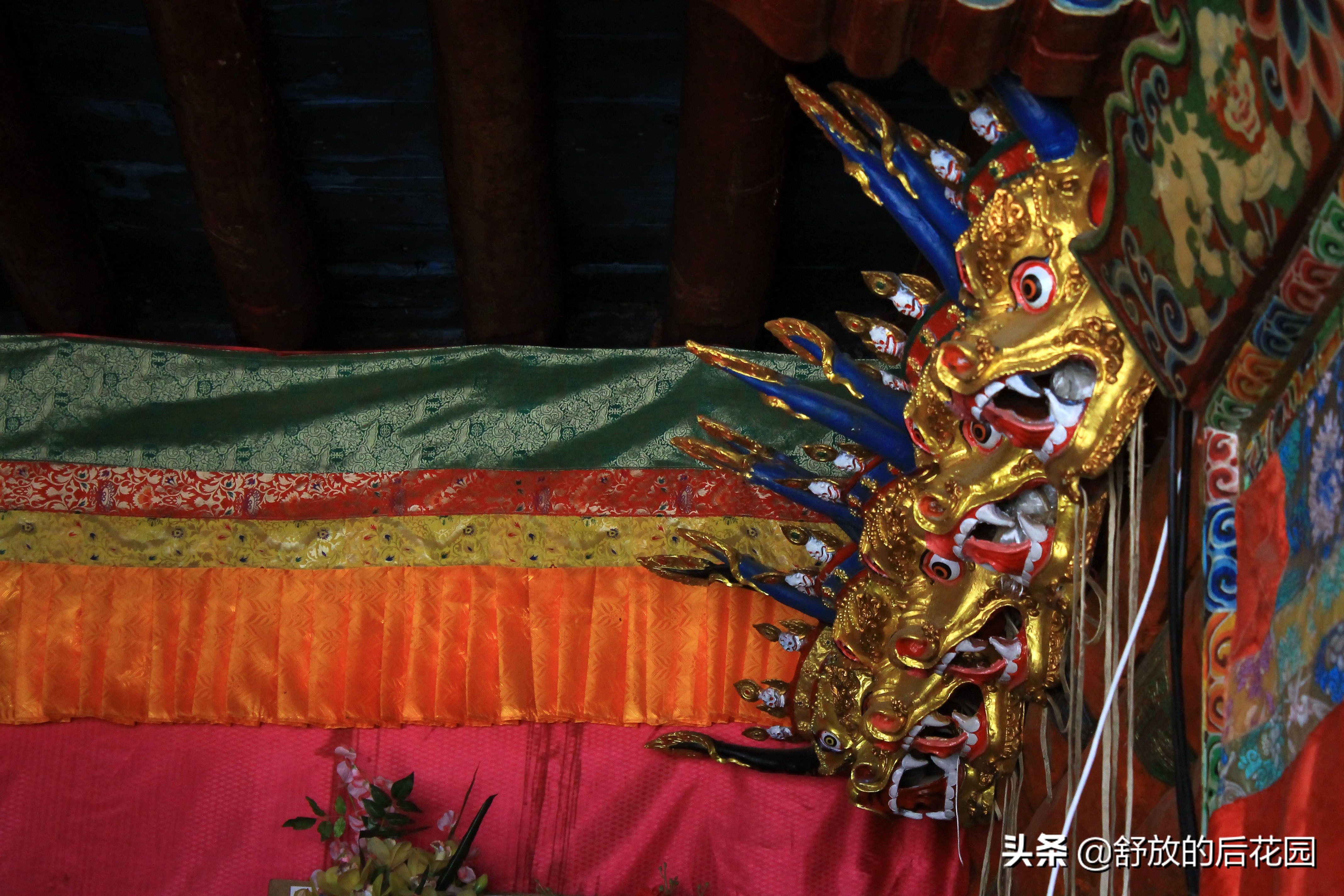 Tibetan mask art that presents subtle meaning with fixed and vivid ...