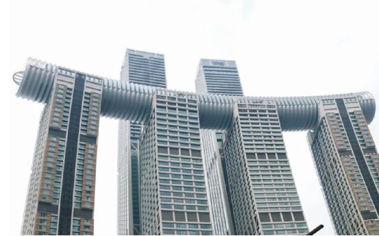 At an altitude of 250 meters, China built a horizontal skyscraper ...