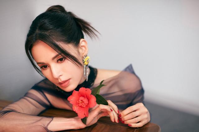 Li Ruoxi people feel inferior, and I will wear the buns of the hip ...