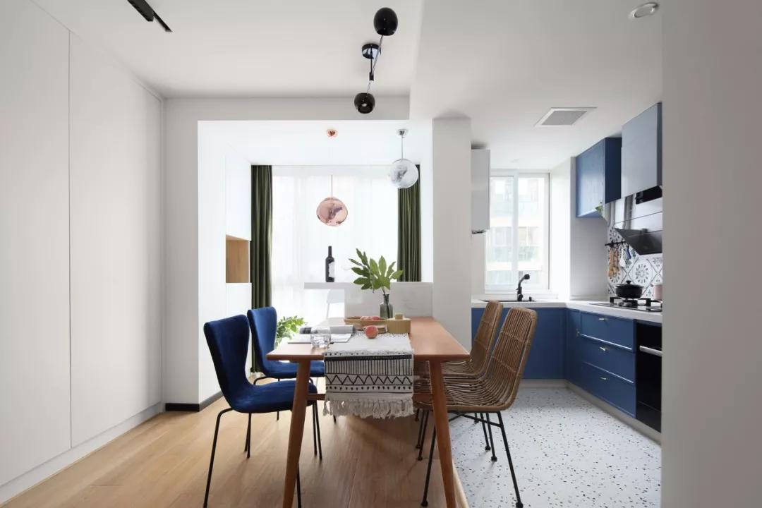 128-square-meter modern Nordic style three-bedroom, dark-toned design ...