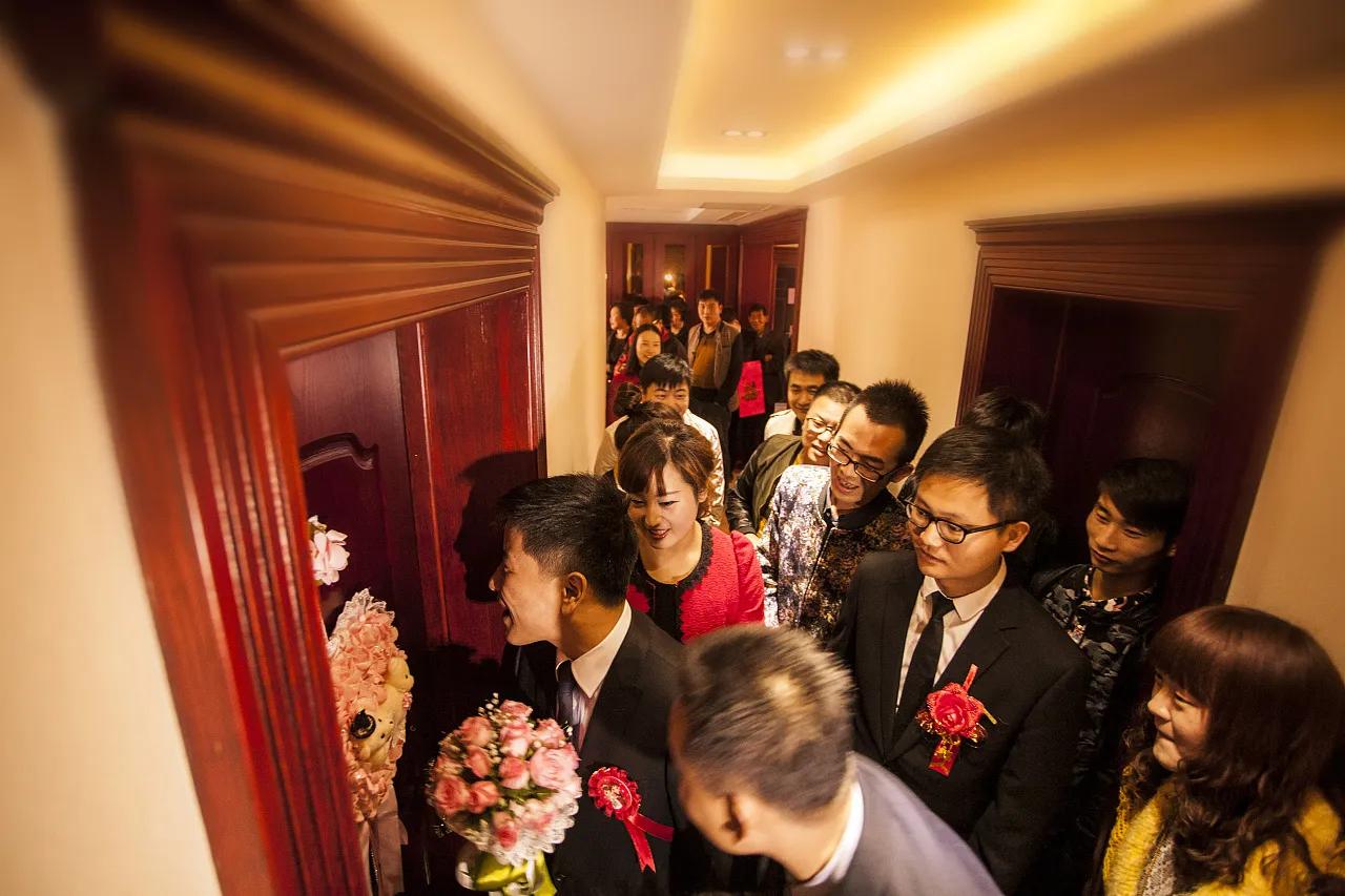 Why should we close the door when we marry the bride? - iNEWS