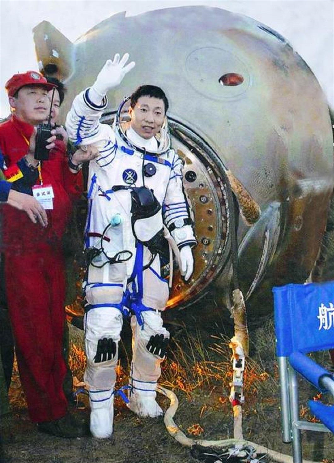 Why did Yang Liwei take a pistol when he entered space?Who is he ...
