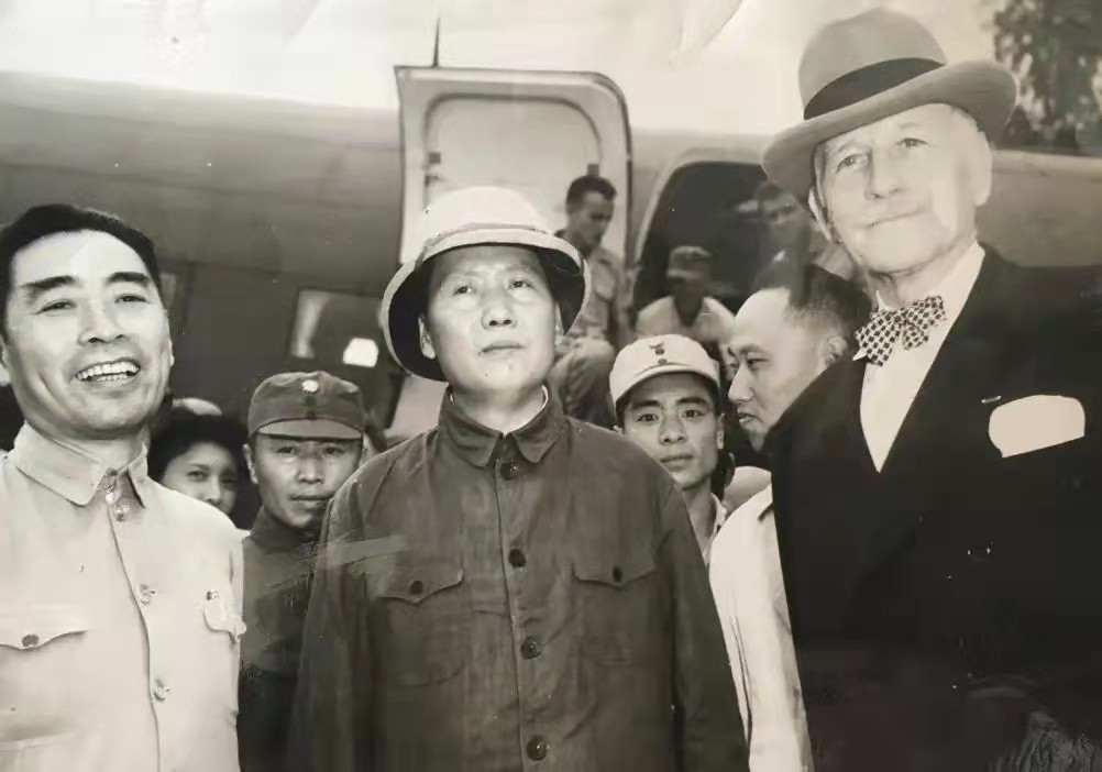 During the Chongqing negotiations, Liao Zhongkai's son-in-law was ...