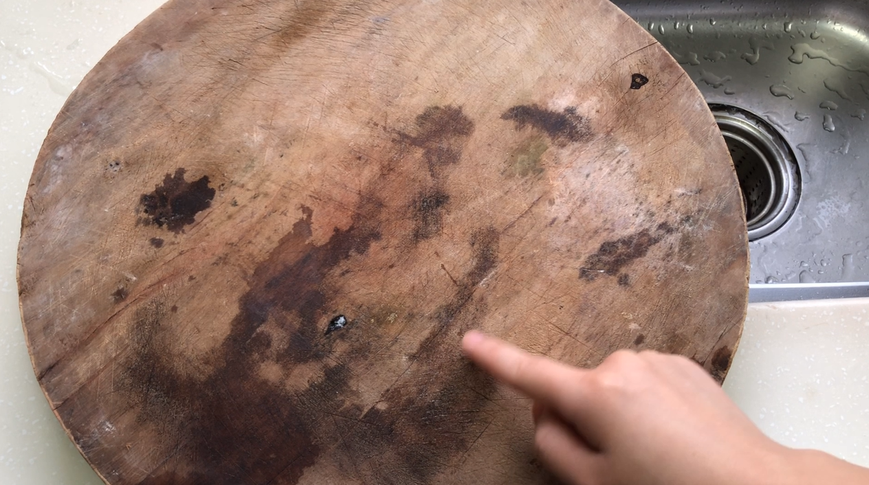 "Chopping board" becomes black and easy to mold after a long time?Teach ...