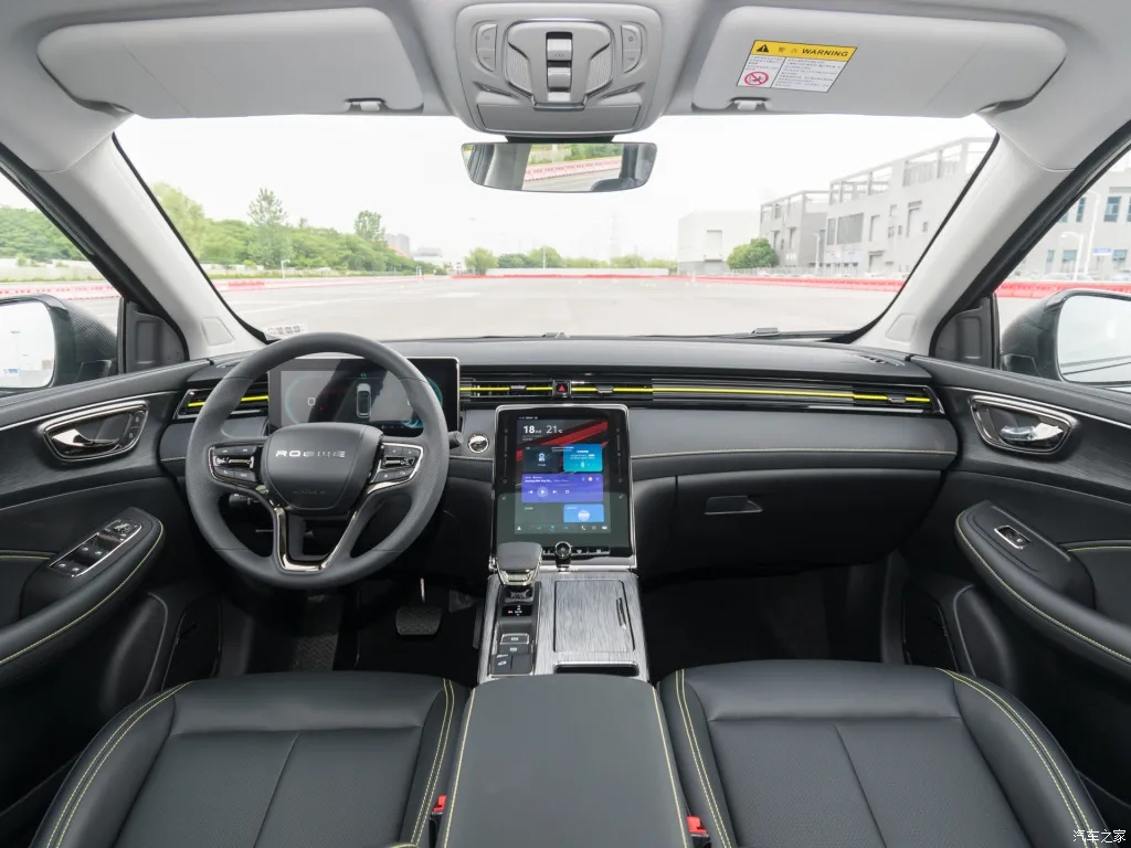 19-inch wheels + matrix LED headlights, Roewe RX5 PLUS wheelbase is 2. ...