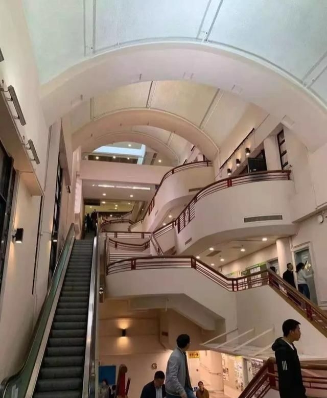 Did Li Ka-shing give Li Ka-xin a check for 30 million? - iMedia