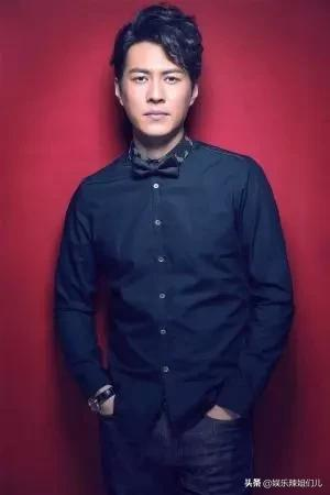 The most handsome "scumbag" Li Zonghan is 45 years old, not greasy, and ...