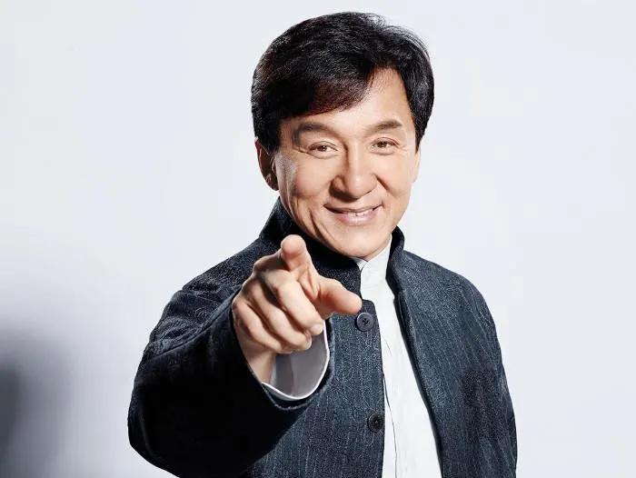 The 67-year-old Jackie Chan was asked by the rich for his original coat ...