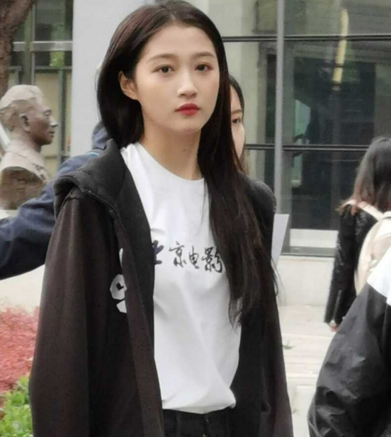The stars of the ethnic minorities, Yang Xue Miao, Yang Chaobai, she ...