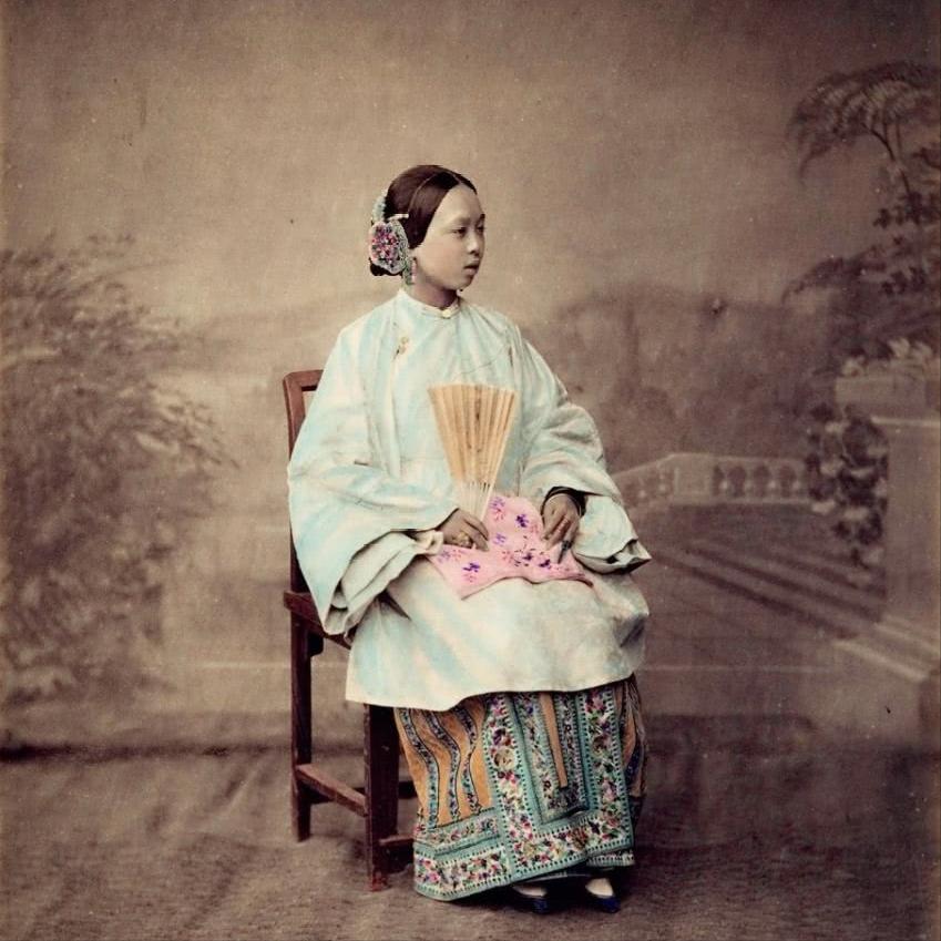 A hundred years ago, French photographers photographed the real Qing ...