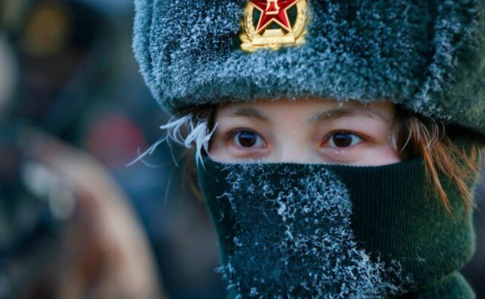 China's new high-tech military helmet with self-destruct function - iNEWS