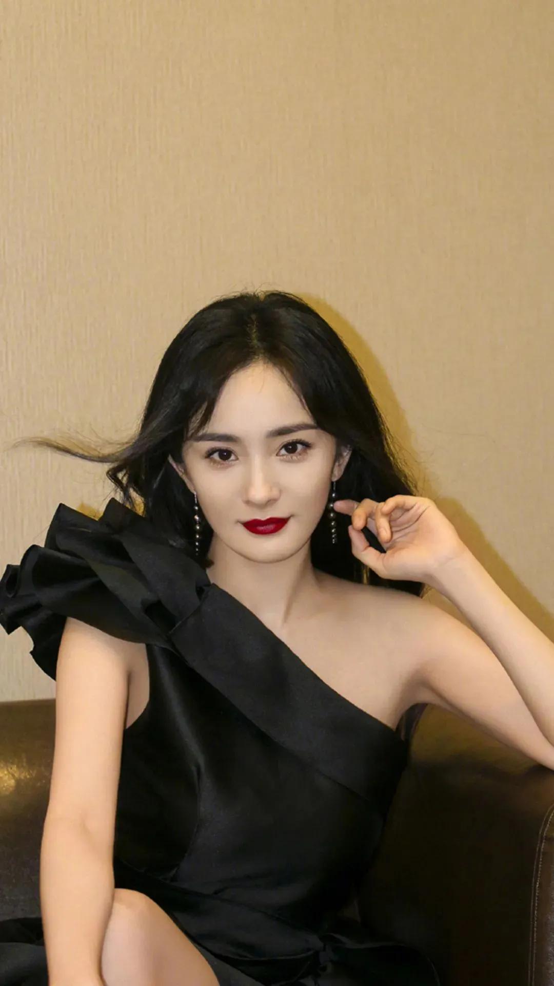 Yang Mi ~ Sexy and charming - iMedia