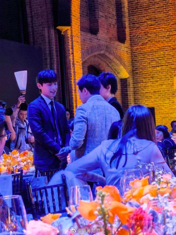 Deng Lun's temperament has changed for the Bulgari dinner infield map ...