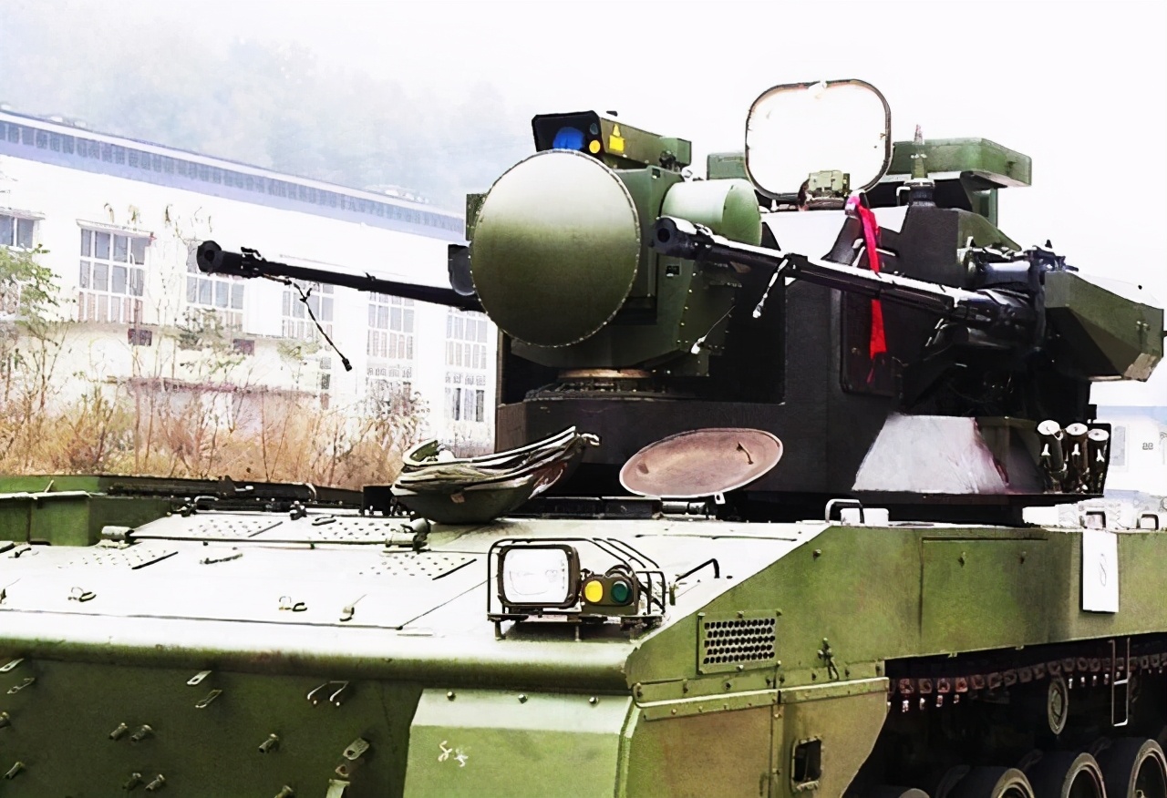 China's most expensive armored chariot, PGZ-07 cannon re-unveiled, high ...