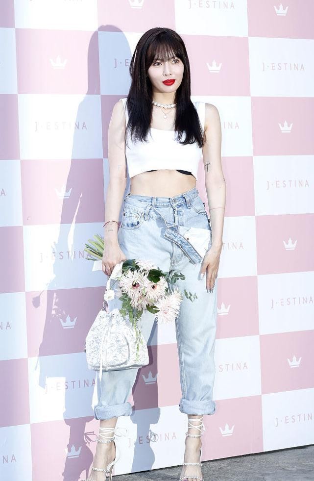 To wear and wear, jeans are more suitable for the winter, and these ...