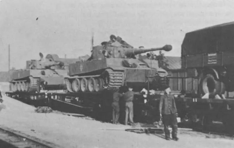 The funny first battle of the Tiger tank, the new tank is simply a sick ...