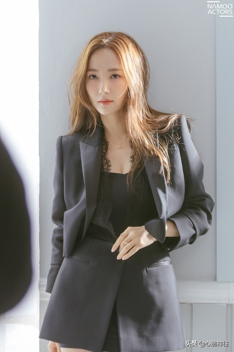 South Korean actress Park Min-young has a good temperament and good ...