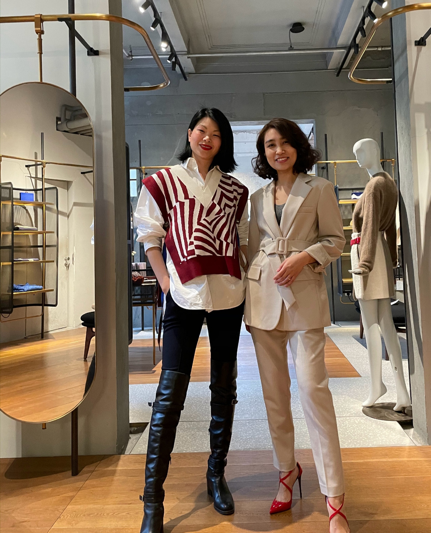 Lu Yan is worthy of being a national model. She has a white shirt with ...