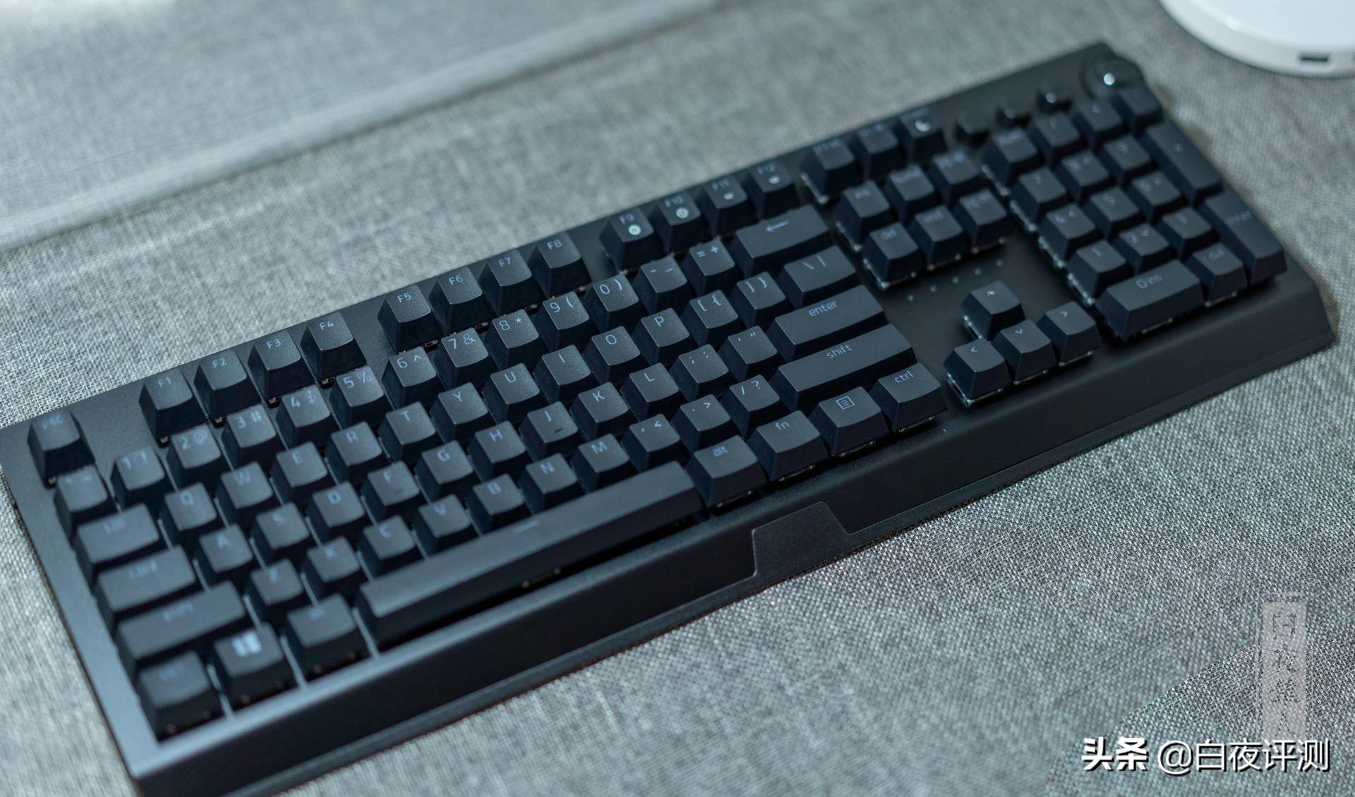 Wireless Trident-Razer Black Widow V3 Pro review - iNEWS