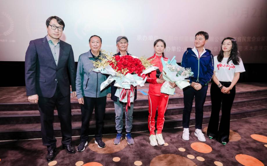 Dali Yunlong "long-distance running girl" is on the screen, and the ...