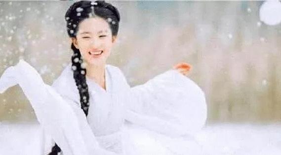 Zhao Liying's snow scenes, Liu Yifei's snow scenes, Liu Shishi's snow ...