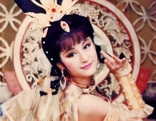 Pan Yingzi proves that women can be young forever, with fair skin and ...