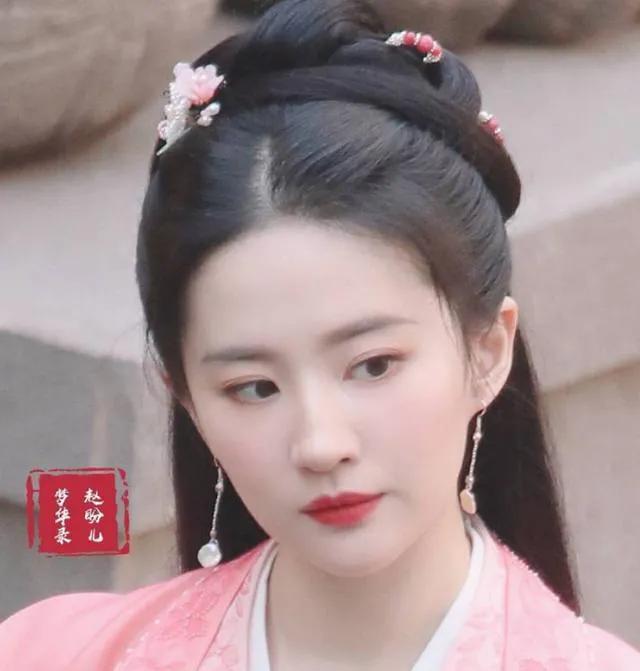 Liu Tianxian returns to the costume drama after many years, he is very ...