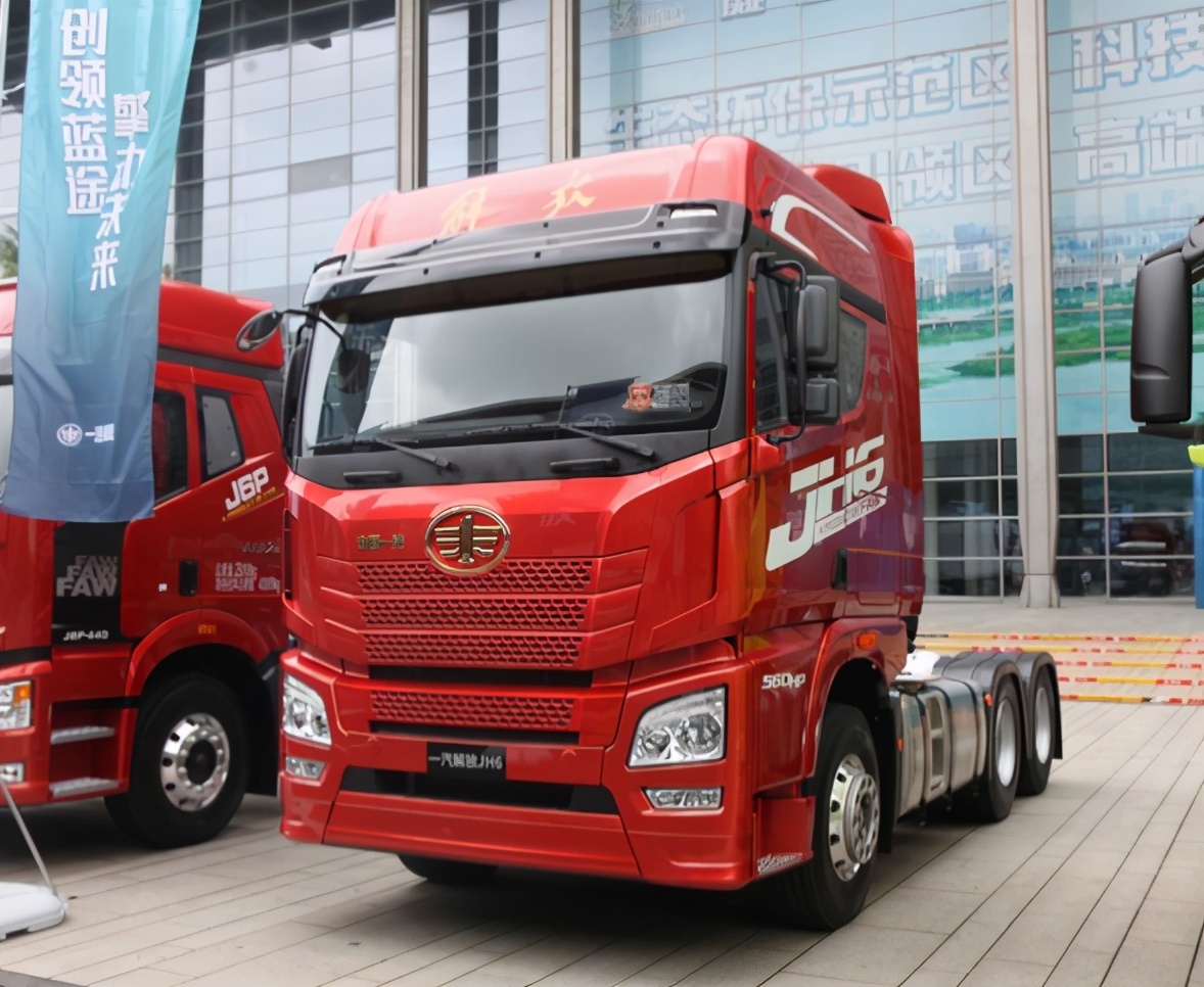 560 high-horsepower national six tractor, Kayou said that Jiefang JH6 6×4 tractor is in his ...