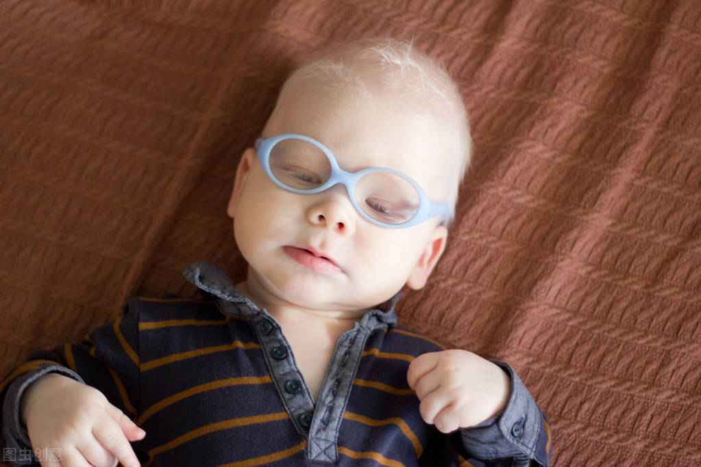 What is the cause of albinism?What are the symptoms? - iMedia