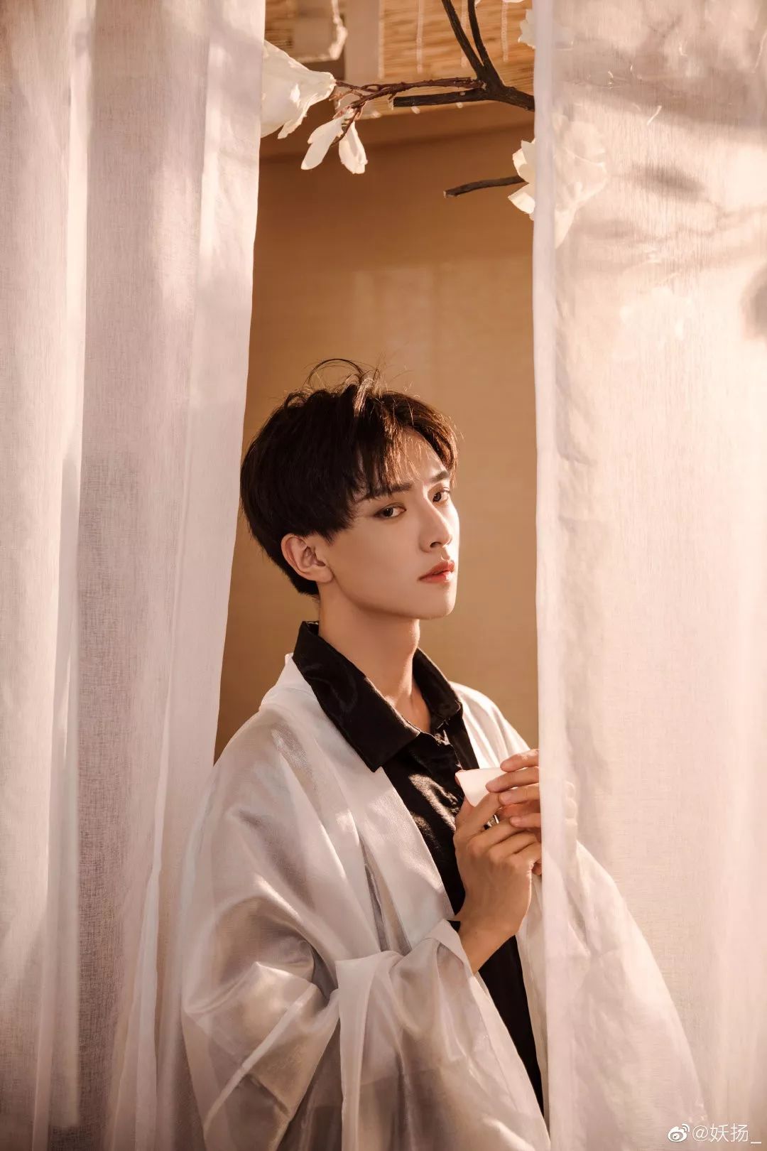 From a voice actor to a quaint singer, Yao Yang also made his debut in ...