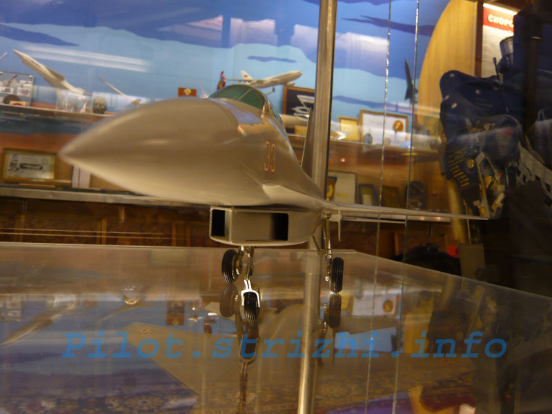 Soviet "MiG-33" light fighter - iMedia