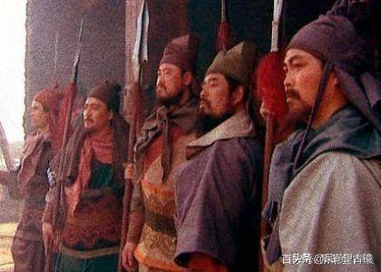 Who is better, Lin Chong and Shi Wengong?Wu Yong knows well, the answer ...