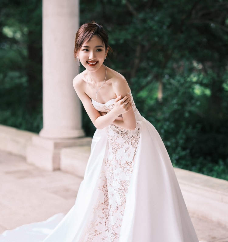 Is it too easy for celebrities to make money?61-year-old Qi Qin ...