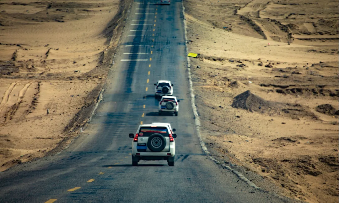 G315, the loneliest highway, connects the beauty of the Northwest, with ...