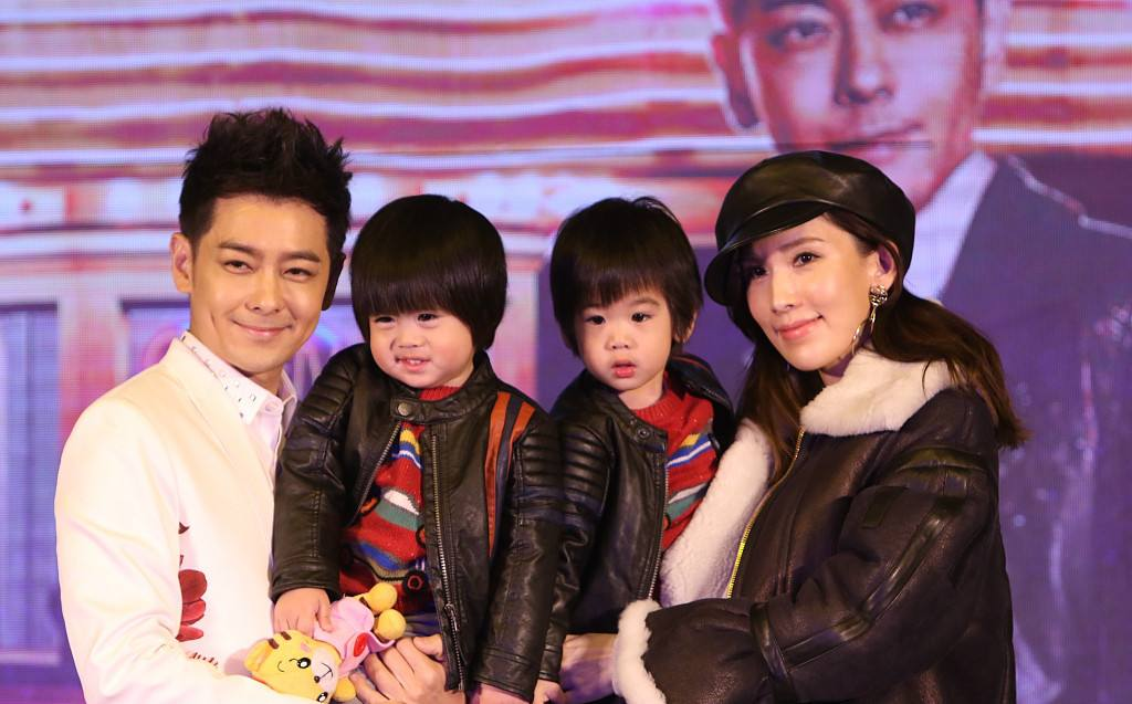 Lin Zhiying turned the corner and was fortunate not to survive the car ...