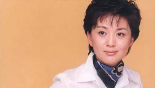 Shen Bing: Former CCTV talents, the difference in the poor - iNEWS