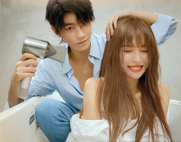 June Female Artist Business List: Yang Zi climbs to the top again, Li Qin is fourth, and Yu ...