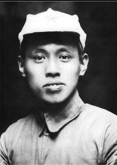 Luo Ronghuan was in charge of the work in 1955. Some people asked him ...