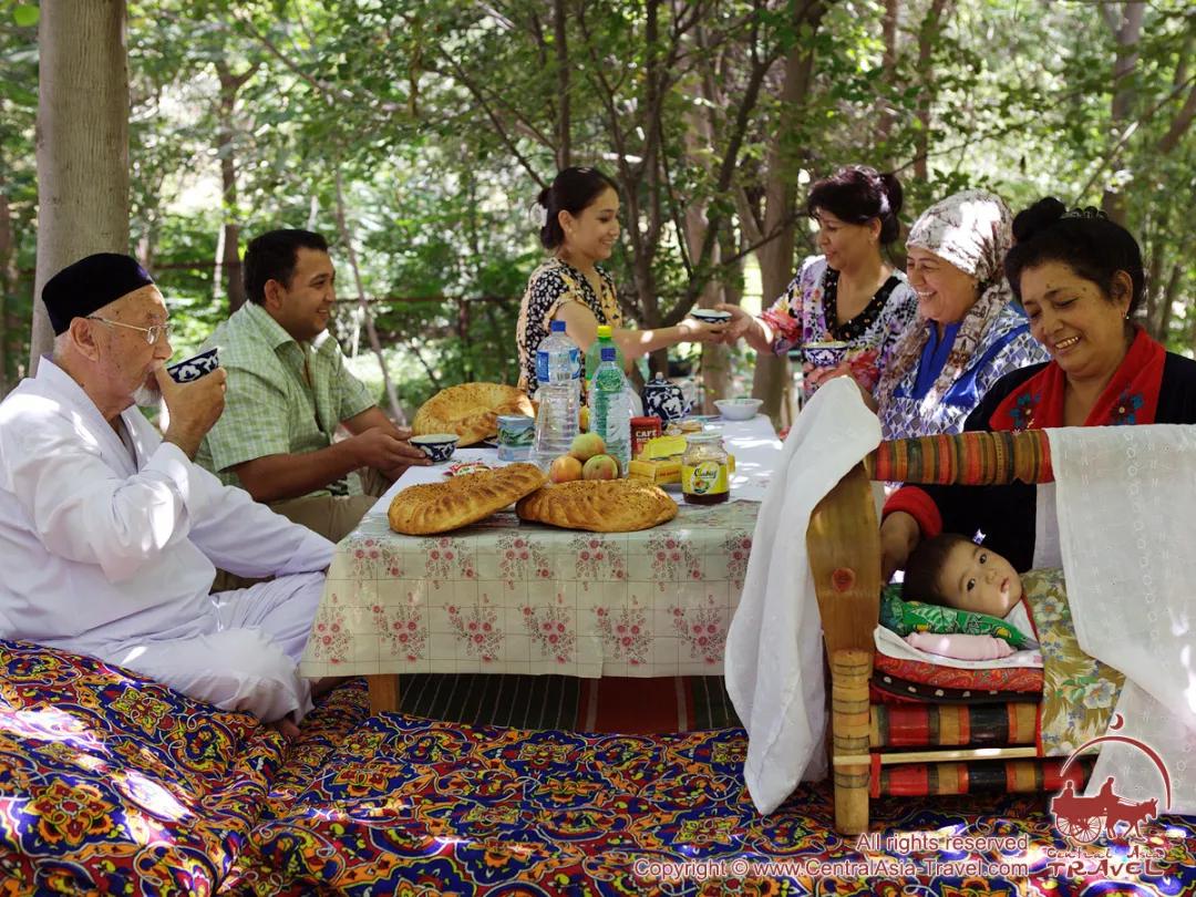 11 customs of the real Tajiks - iNEWS