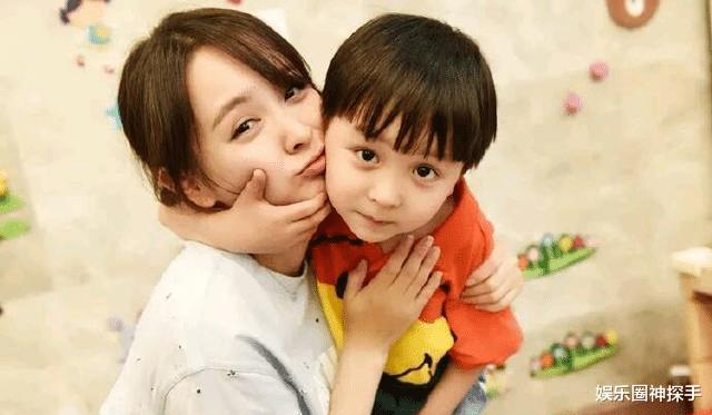 Deng Sha's 35-year-old is still beautiful, and her 8-year-old son does ...