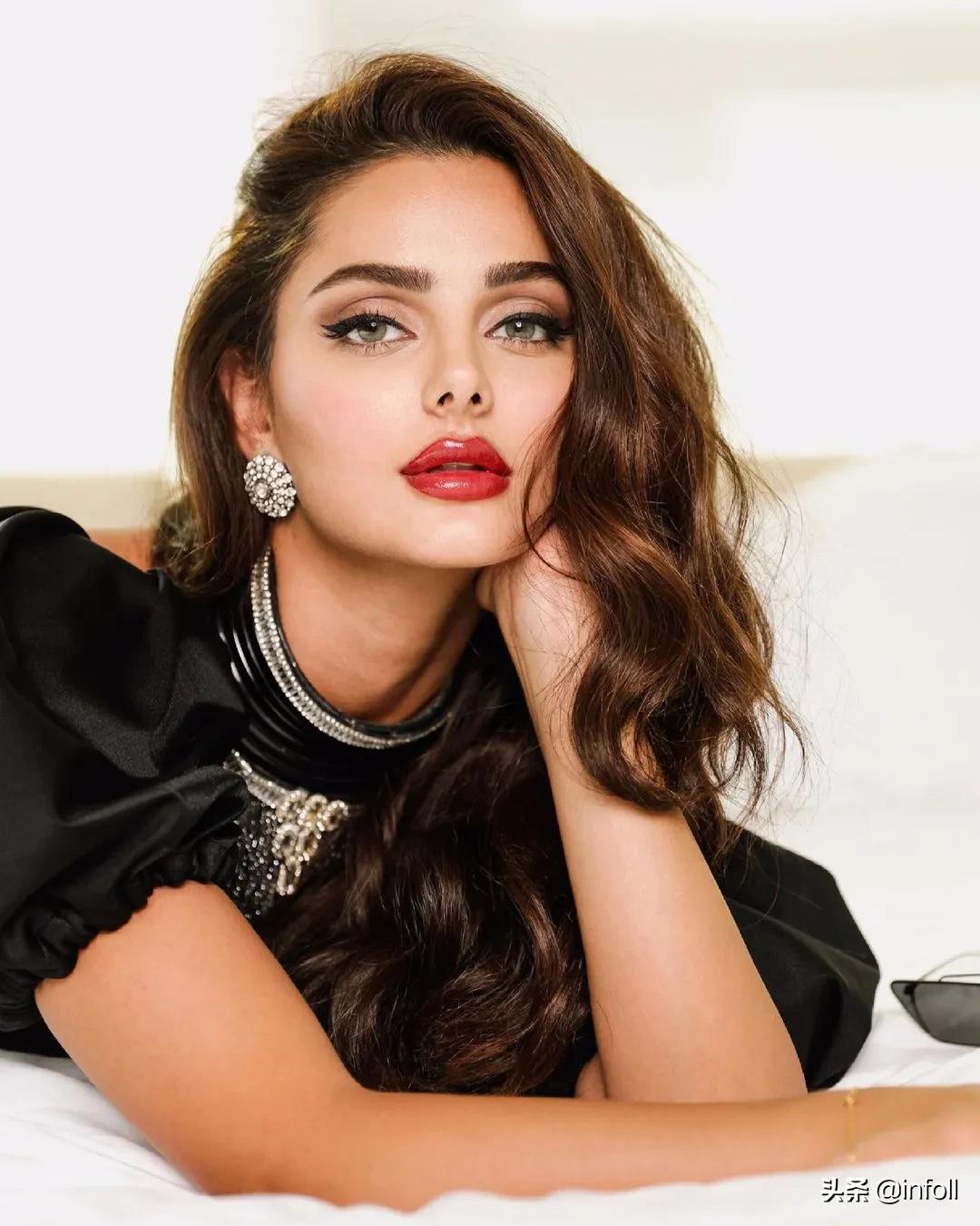 Mahlagha Jaberi Iran's first supermodel - iNEWS