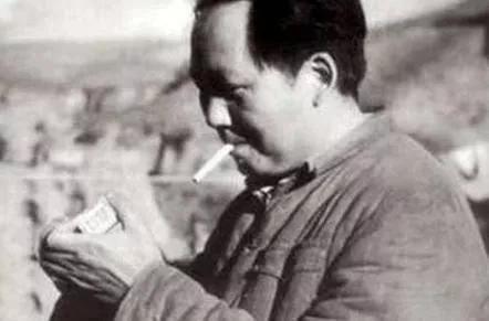 Mao Zedong sucks hundreds of smoke, Deng Xiaoping smoking is taken, to ...